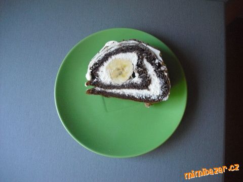 Naprosto skvělá banánová roláda se šlehačkou | Mimibazar.cz