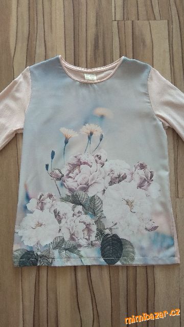 Prodám - Překrásné tričko s kytkami ZARA, Brno | Mimibazar.cz