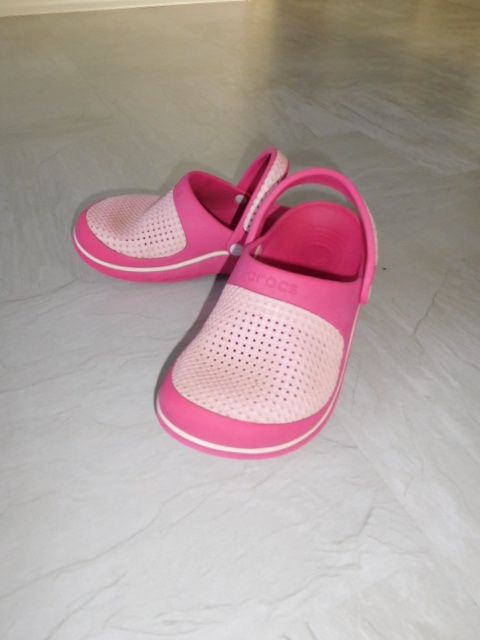 Prodám - Růžové botičky crocs, Praha - západ | Mimibazar.cz