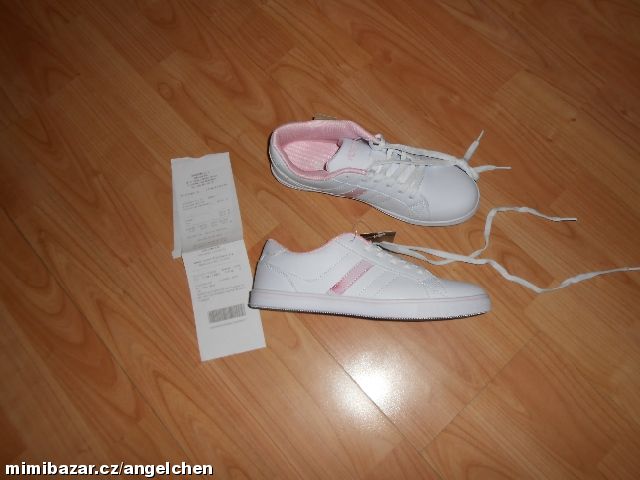 Prodám - bílé botasky s růžovým pruhem, Nový Jičín | Mimibazar.cz