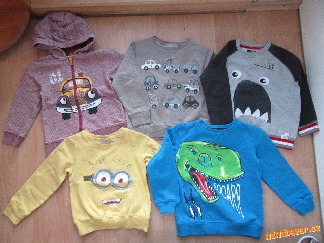 Prodám - Mikina s auty monster mimoňová dinosaurem TOP stav, Praha ...