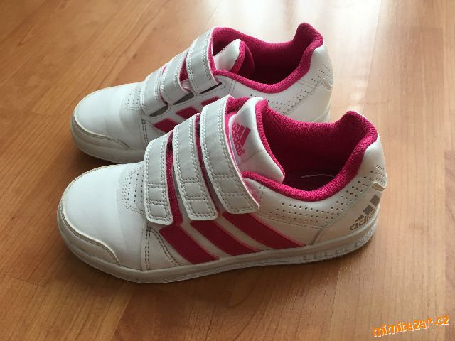Prodám - Adidas botasky, Praha | Mimibazar.cz