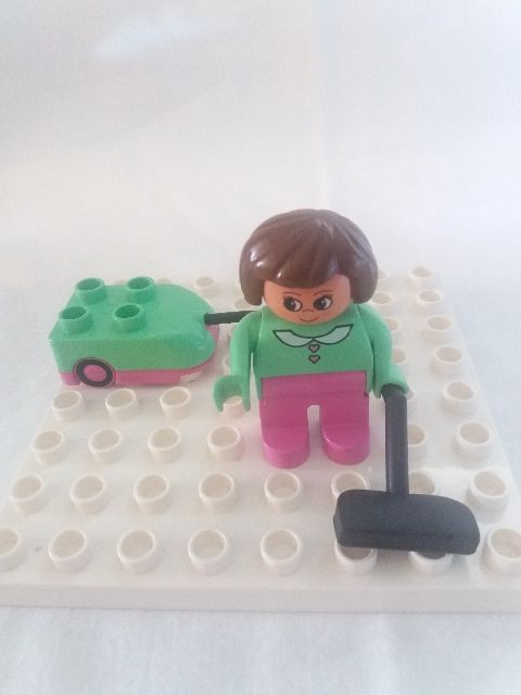 Sleva - LEGO DUPLO VYSAVAČ A MAMINKA PANÁČEK, Praha | Mimibazar.cz