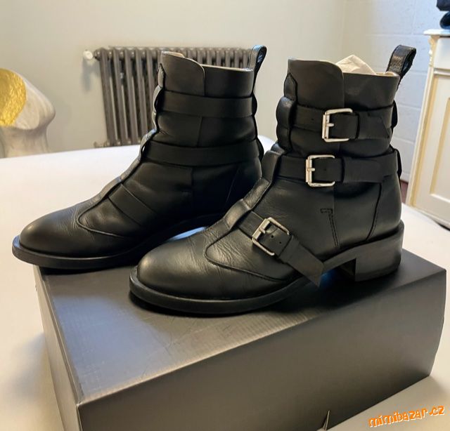 Prodám - Celokožené boty Diesel, Hradec Králové | Mimibazar.cz