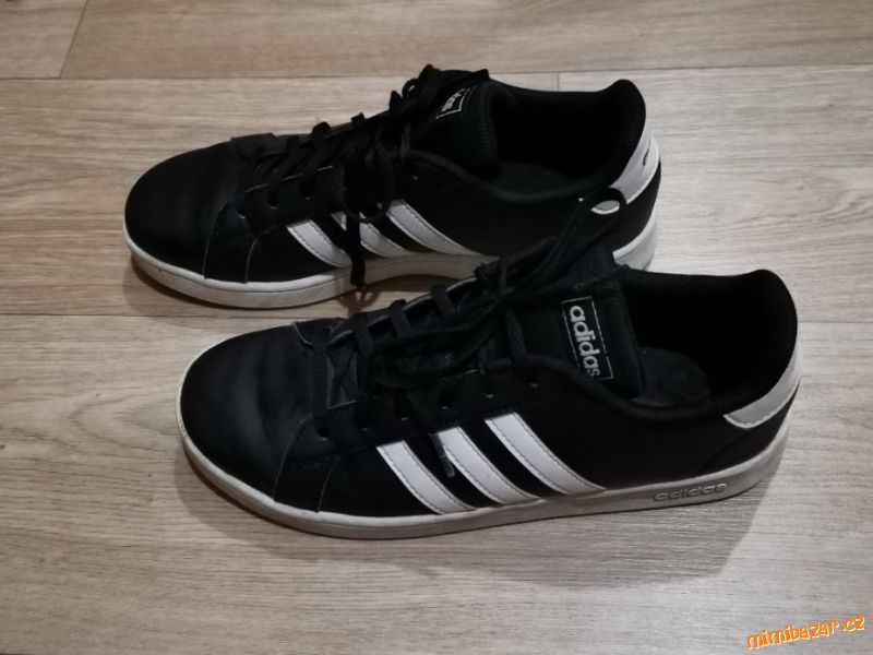 Prodám - Botasky kožené Adidas, Hodonín | Mimibazar.cz