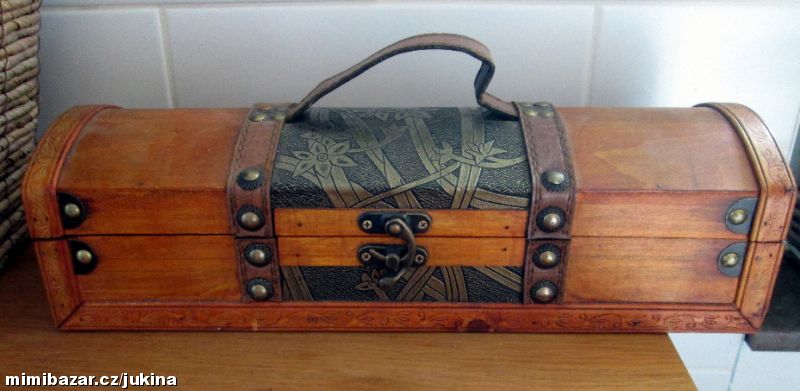 Prodám - dřevěná truhla truhlička, Praha - východ | Mimibazar.cz