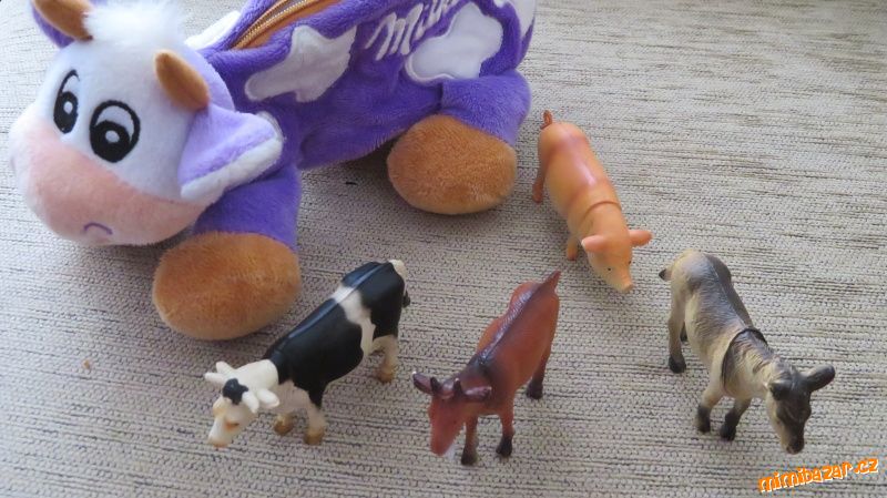Prodám - Plyšový penál Milka se zvířátky, Praha | Mimibazar.cz