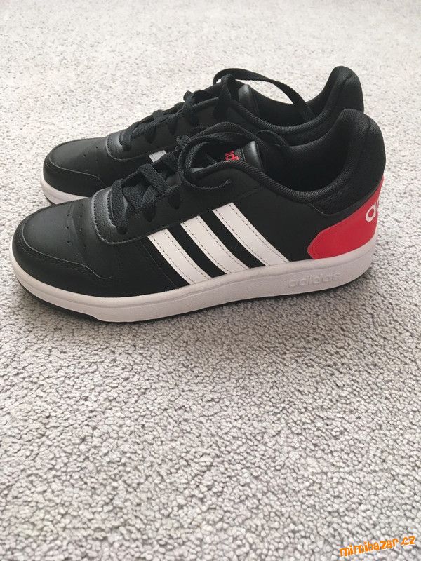 Prodám - Černo červené botasky Adidas, Jihlava | Mimibazar.cz