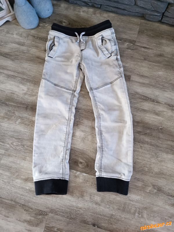 Prodám - Dětské kalhoty rifle jeansy, Rychnov nad Kněžnou | Mimibazar.cz