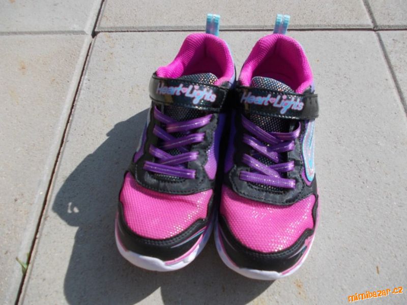 Prodám - Tenisky botasky Skechers Heart Lights, Vyškov | Mimibazar.cz