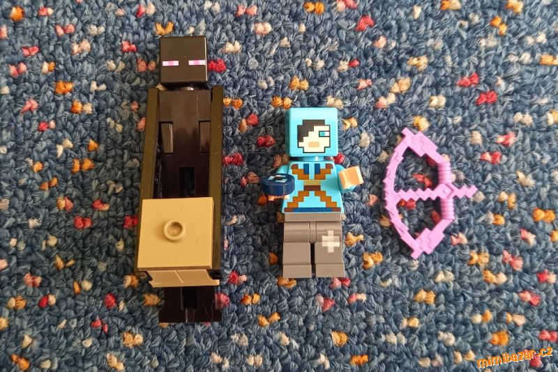 Prodám - Lego Minecraft 21151 The End Battle., Praha | Mimibazar.cz